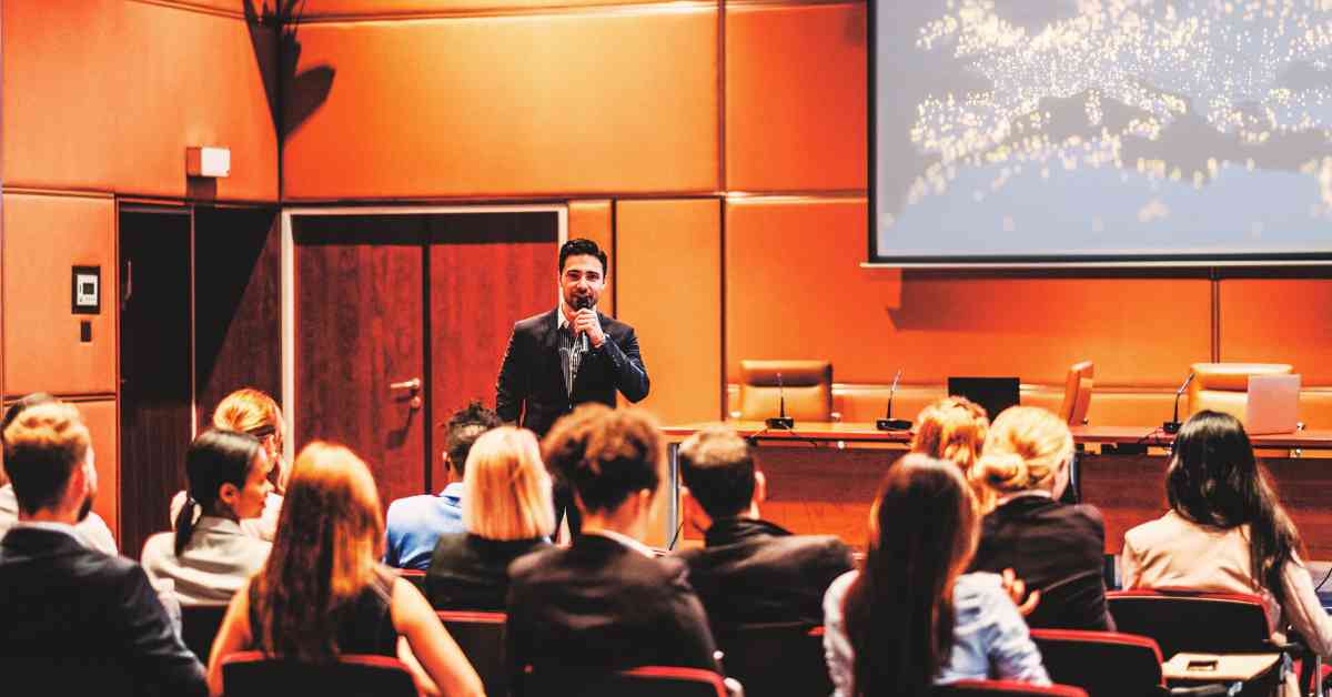 What is a Blog and How Does it Work? (Blogging Demystified) - Samantha North